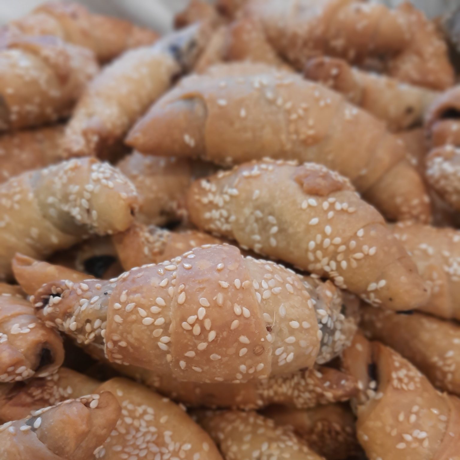 Seasame Olive Finger Breads – 10 – Koupes London